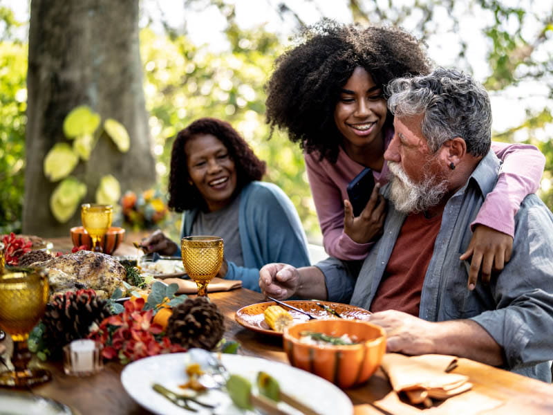 Ideas for keeping Thanksgiving healthy – and happy | Go Red for Women