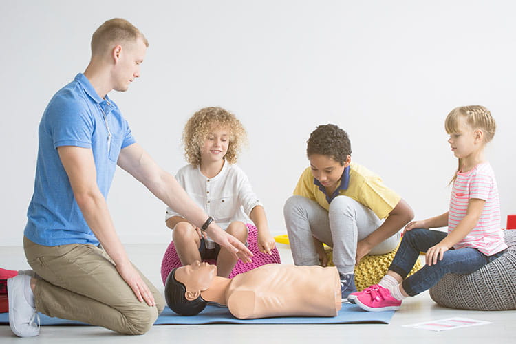 KIDS SAVE LIVES: Basic Life Support Education for Schoolchildren ...