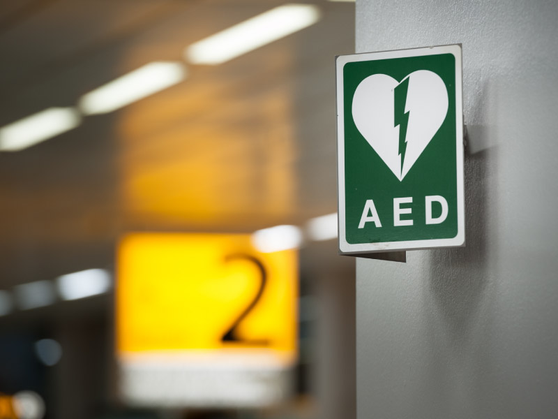 5 things to know about AEDs after a defibrillator helped save Damar Hamlin | Go Red for Women